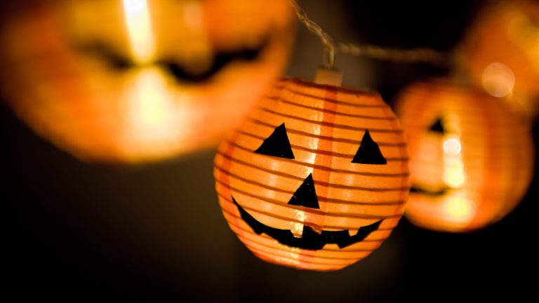 Looking down from above onto West Bow street in Edinburgh, Scotland, UK ...