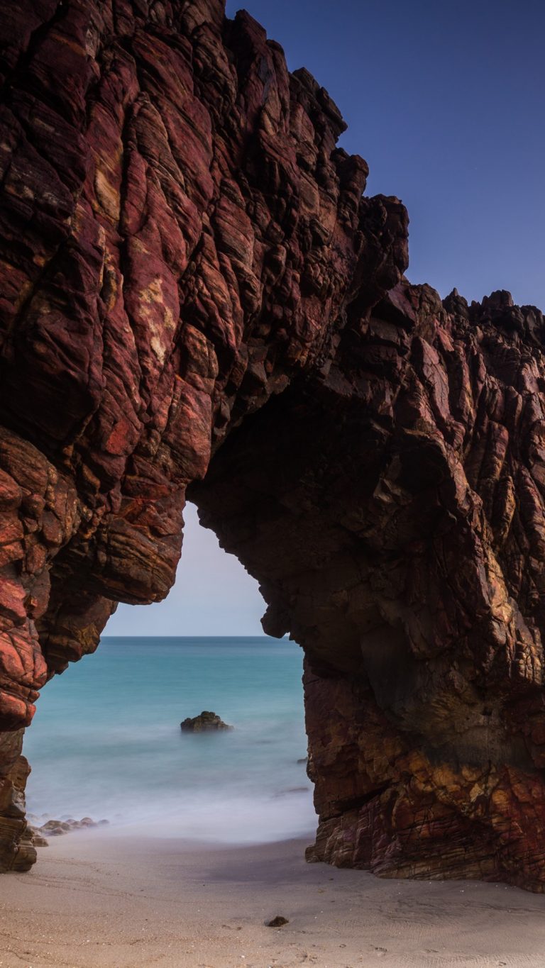 Pedra Furada rock formation on Jericoacoara beach, Brazil | Windows ...