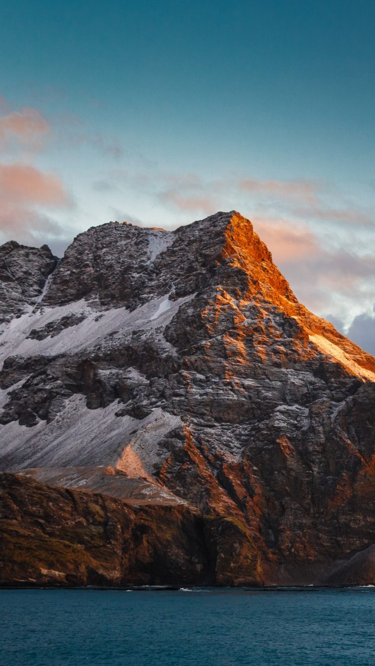 Sunrise at South Georgia Island | Windows Spotlight Images