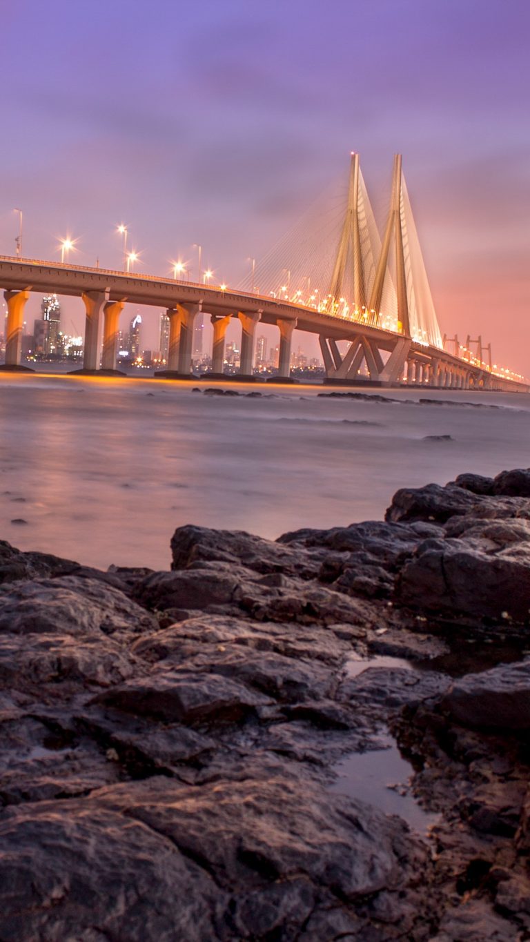 The Bandra-Worli Sea Link bridge, Mumbai, India | Windows Spotlight Images