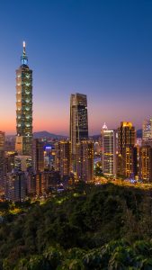 Taipei City skyline view from Elephant Mountain at dawn, Taiwan ...
