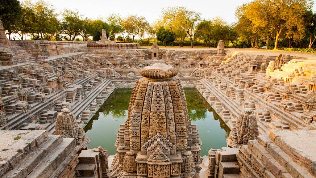 Step well at the historic Modhera Sun Temple, Gujarat, India | Windows ...